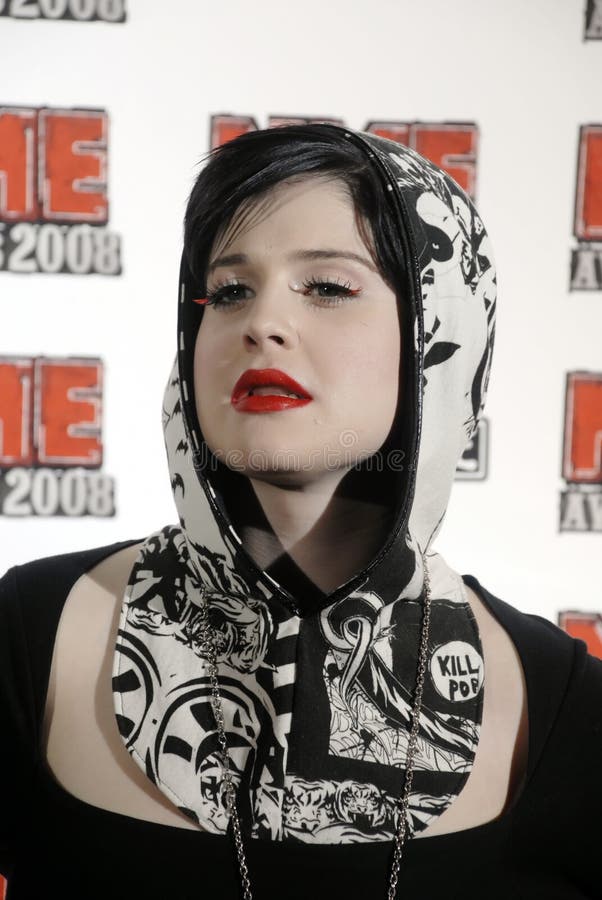 Kelly Osborne on the Red Carpet. Editorial Stock Image - Image of ...