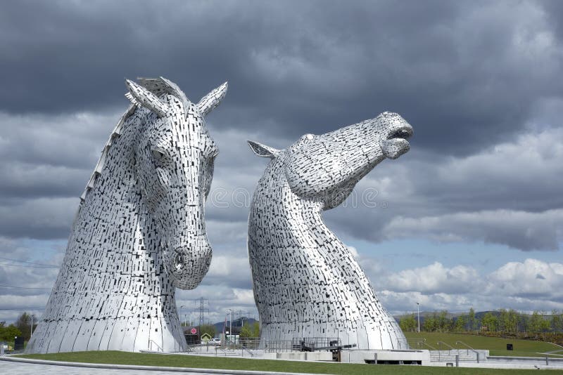 Kelpie Sculptures in Scotland Editorial Stock Image - Image of canal ...
