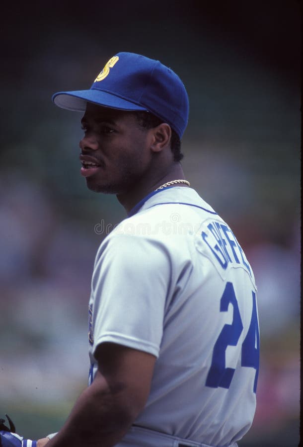Ken Griffey, Jr. editorial stock image. Image of color - 74622324