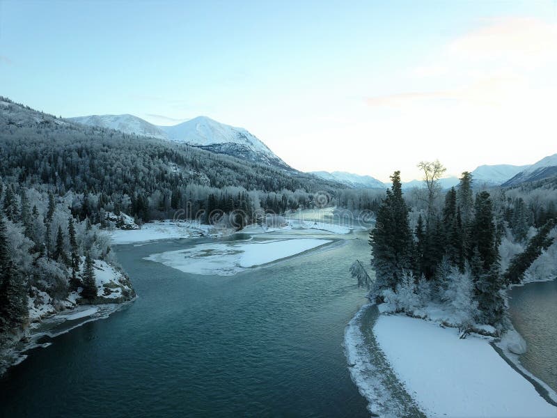 Kenai-Fluss Alaska stockbild. Bild von bunt, frost, jahreszeit - 96783699