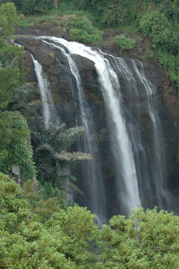 Curug sewu waterfall stock image. Image of sewu, waterfalls - 121741293