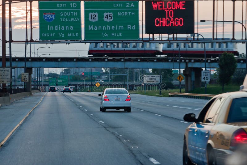 Kennedy Expressway Chicago editorial photography. Image of kennedy ...
