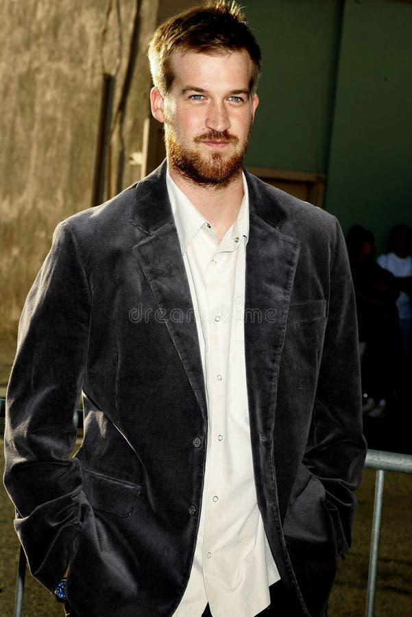 Kenneth Mitchell photo stock éditorial. Image du hollywood - 24197233