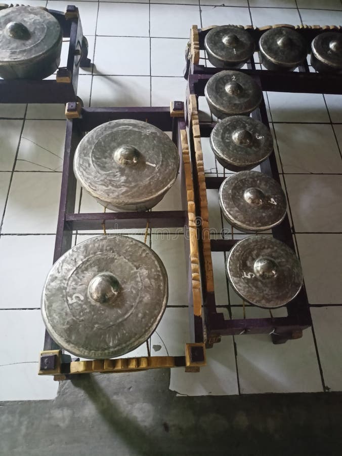 Kenong Stock Photos - Free & Royalty-Free Stock Photos from Dreamstime