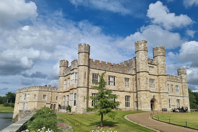 Kent, England, June 15, 2022: the Famous Leeds Castle in England ...