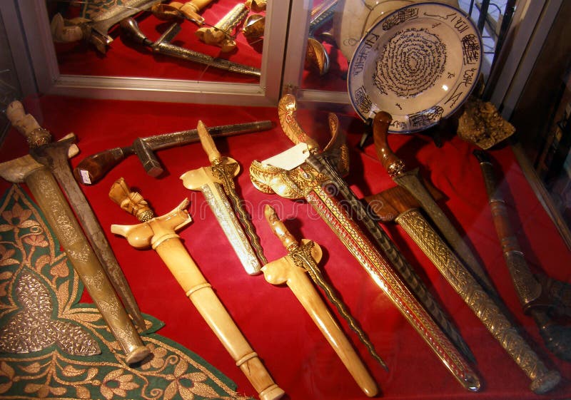 Keris o kris del Malay imagen de archivo. Imagen de oriente - 5841671