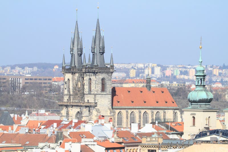 Kerk in Praag stock afbeelding. Image of tsjechisch, torens - 38791461