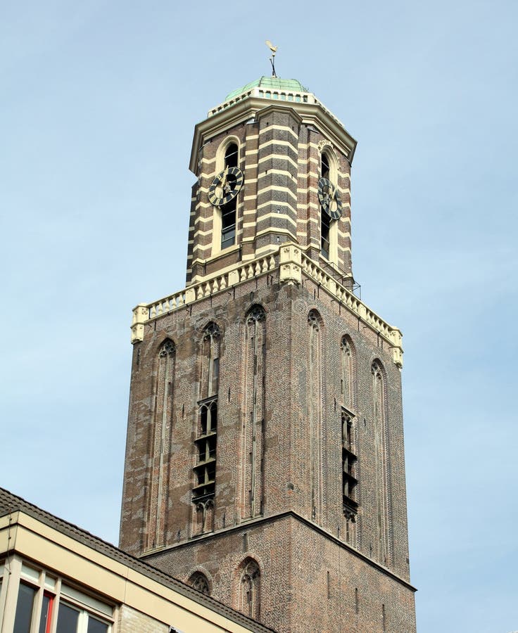 Historische Kerktoren Peperbus, Stad Zwolle Stock Afbeelding ...