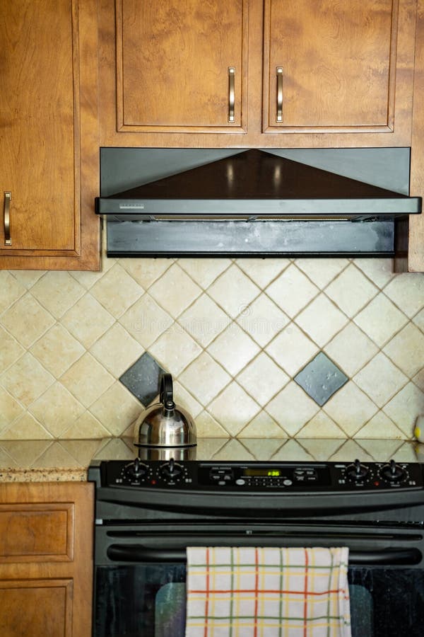 Kettle of Water Boiling on a Electric Stove Stock Image - Image of ...
