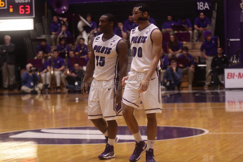 Kevin Bailey & 15 Derrick Rodgers Editorial Stock Image - Image of ...