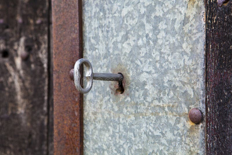 Key in a Old door stock image. Image of iron, oxide, rusty - 86169387