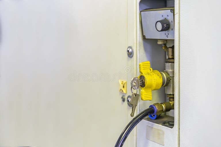 Key Pressure and Transmitter Switch for Control Air Compressor and ...