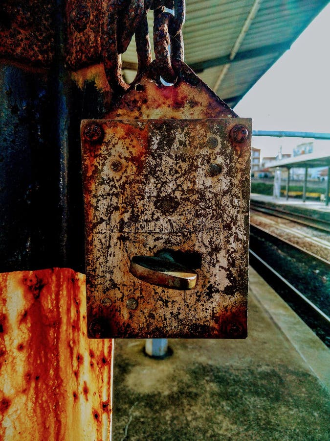 Key of the train stock image. Image of train, chave - 132094545