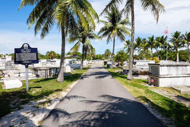 Key West Cemetery editorial photography. Image of district - 41982957
