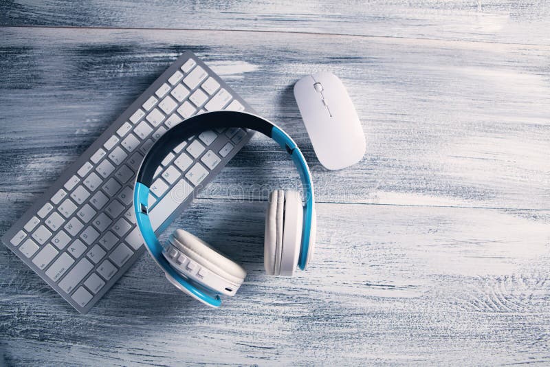 Keyboard, Mouse and Headphones on the Table Stock Photo - Image of ...