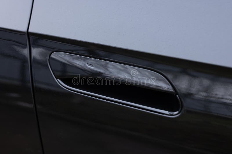 Keyless Entry Car Door Handle with Keyless Go Touch Sensor. Car Door ...
