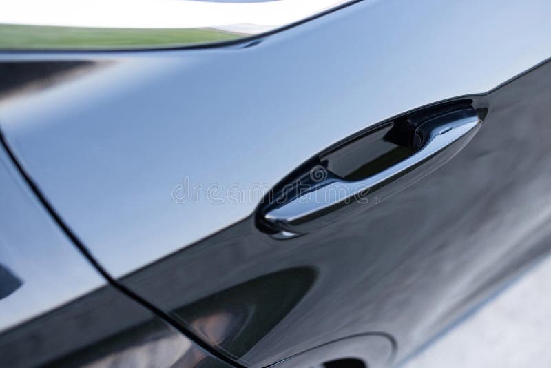 Keyless Entry Car Door Handle with Keyless Go Touch Sensor. Automatic ...