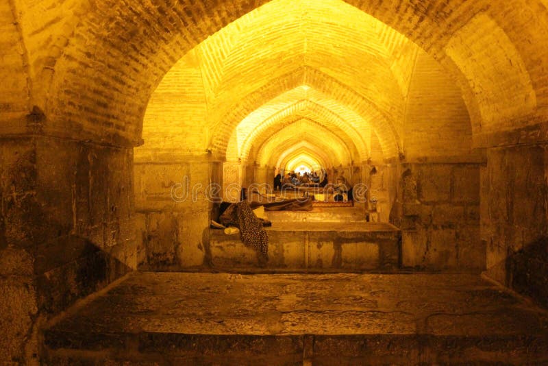 Khaju Bridge Front Side. Colored and Outline Stock Vector ...