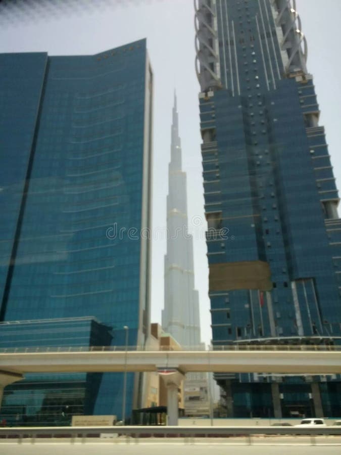 Khalifa Sandwich editorial image. Image of towers, burj - 44734835