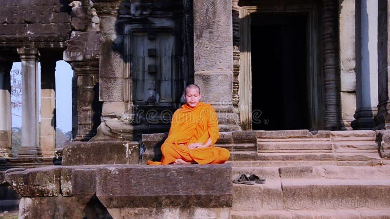 Zen Monk, Zen Monk Standing and Meditating, Monks Engaged in Prayer and ...