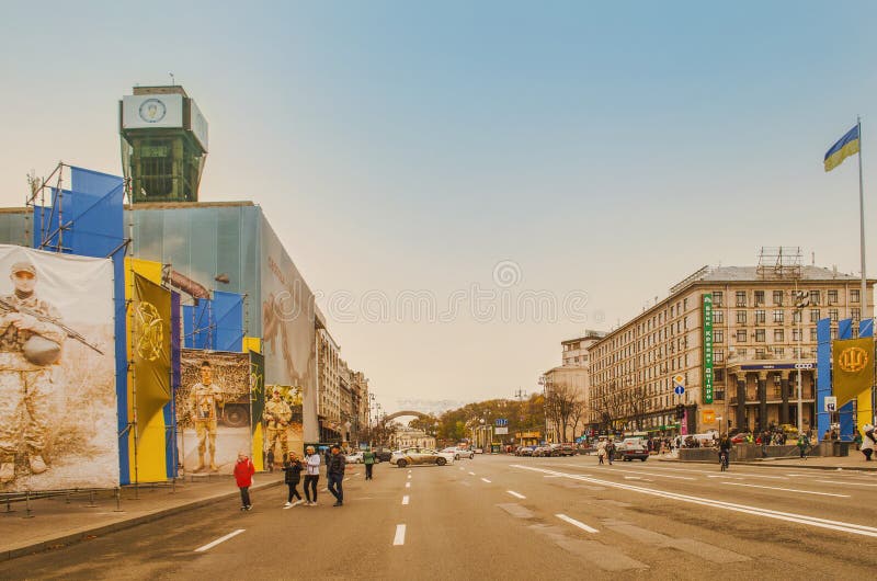 Khreshchatyk Street In Kiev In Autumn. Editorial Stock Image - Image of ...