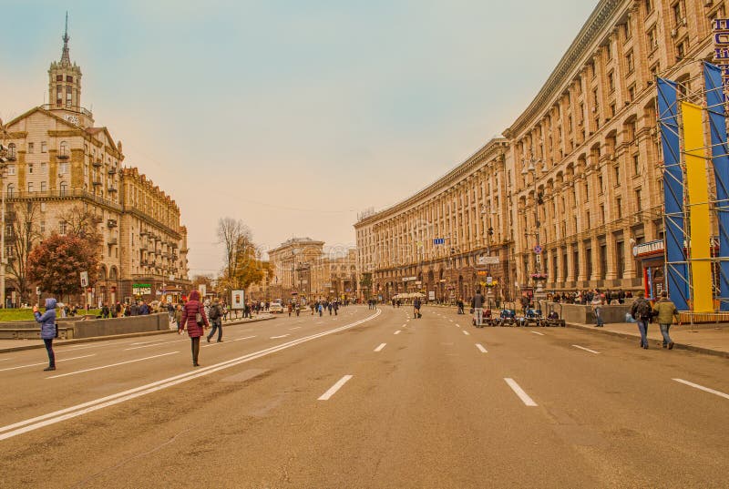 Khreshchatyk Street in Kiev in Autumn. Editorial Stock Image - Image of ...