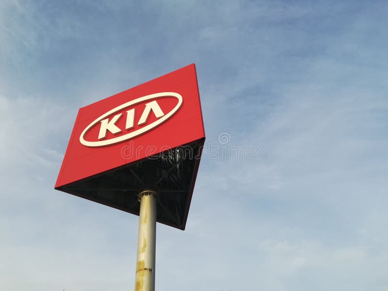 Kia auto brand editorial image. Image of malaga, auto - 98723920