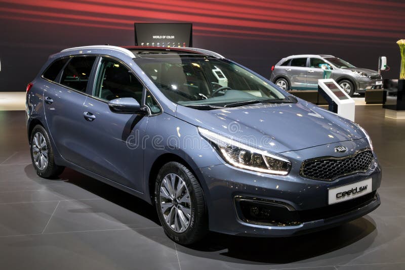 Kia Cee`d SW car editorial photography. Image of wagon - 109568087