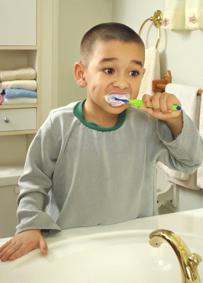 1,326 Brushing Teeth Kid Male Stock Photos - Free & Royalty-Free Stock ...