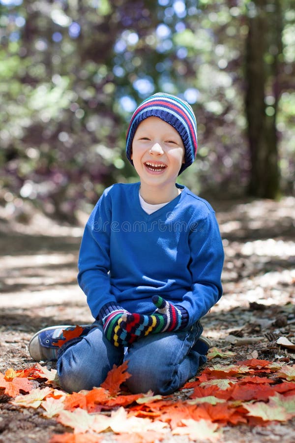 Kid at fall stock image. Image of forest, nature, leaf - 43320881