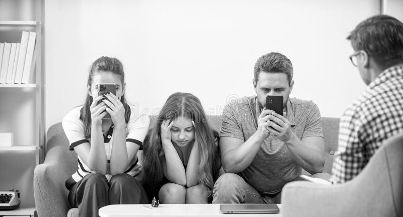 Kid with Phone Addicted Daddy and Mom Sitting at Psychologist Solving ...