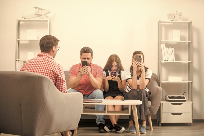Kid with Phone Addicted Daddy and Mom Sitting at Psychologist Solving ...