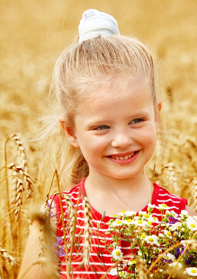 Child in wheat field. stock image. Image of hair, field - 32199299