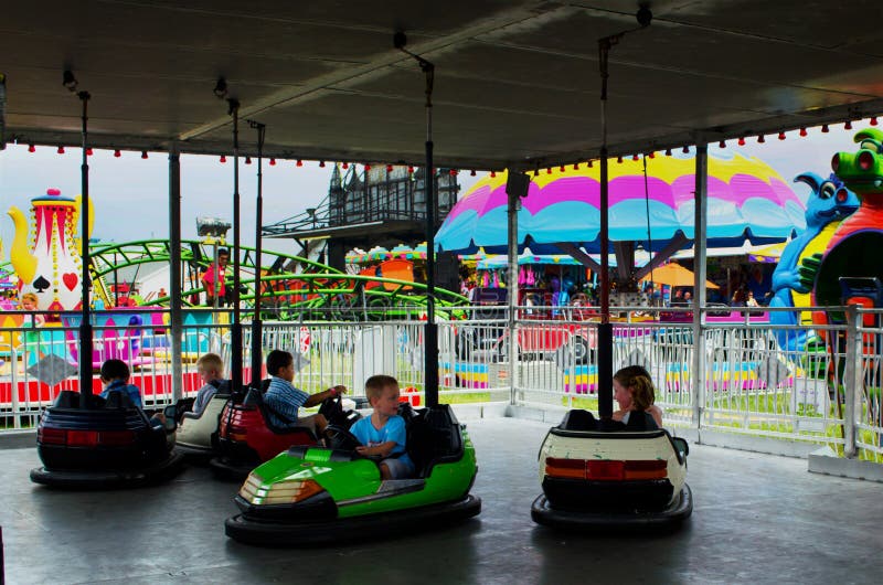 Kids and Bumper Cars at the County Fair Editorial Image - Image of cars ...