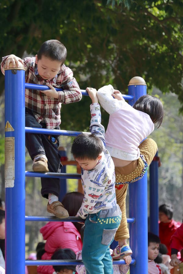 31+ Ladder kids Free Stock Photos - StockFreeImages