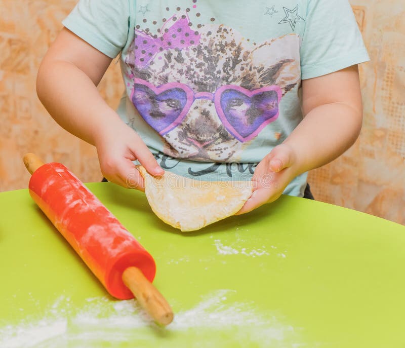 Hands Concocting Stock Photos - Free & Royalty-Free Stock Photos from ...