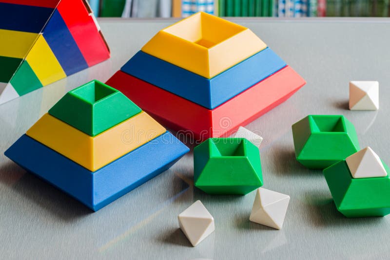 Kids Playing Learning Solutions Brain Toy Stock Photos - Free & Royalty ...