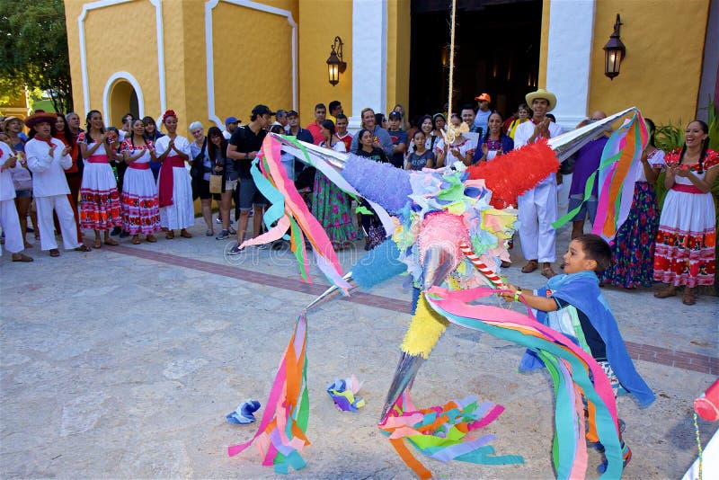 Kids Pinata Playing Stock Photos - Free & Royalty-Free Stock Photos ...