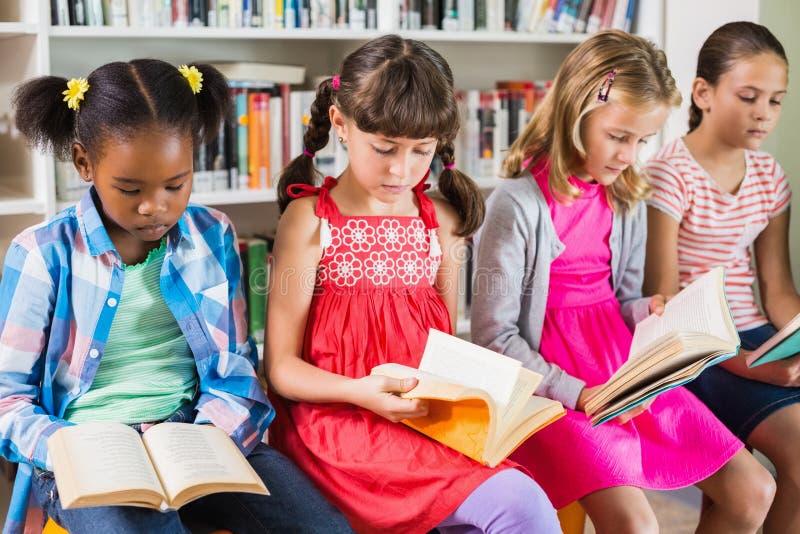 School Kids Reading Book Stock Photos - Download 6,200 Royalty Free Photos