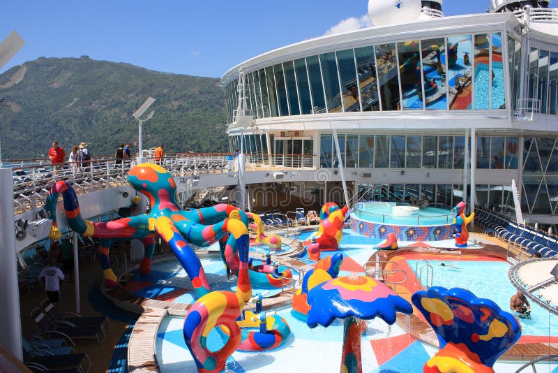 Kids Splash Zone Onboard Oasis of the Seas Editorial Photography ...