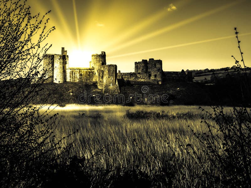 Sunray with dramatic sky stock image. Image of foreground - 195690825