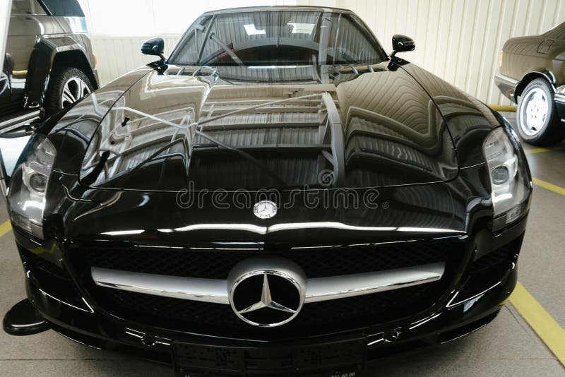 Kiev, Ukraine - October 15, 2021: Black Car Mercedes Benz Front View ...