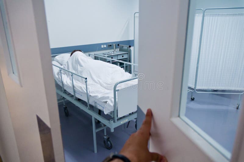 Kika in I Tålmodigs Sjukhusrum Fotografering för Bildbyråer - Bild av ...