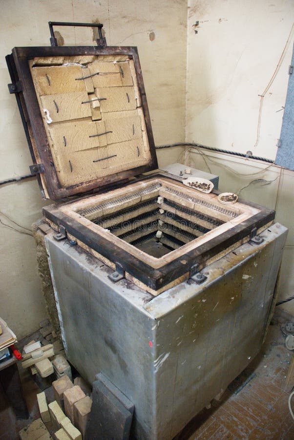 Kiln firing of ceramics stock image. Image of painted - 8990037