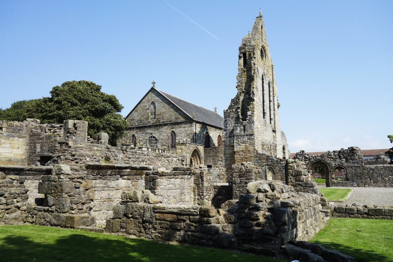 Kilwinning Abbey editorial photo. Image of history, kilwinning - 57998091