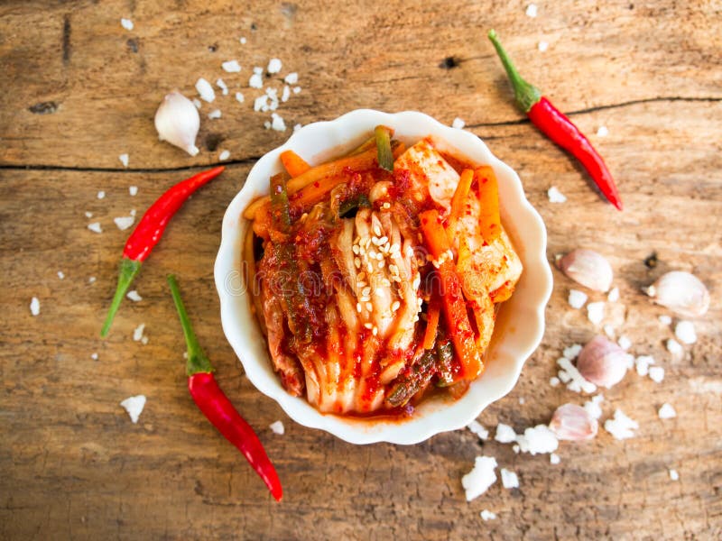 Kimchi Tradicional De La Comida, Corea Foto de archivo - Imagen de ...