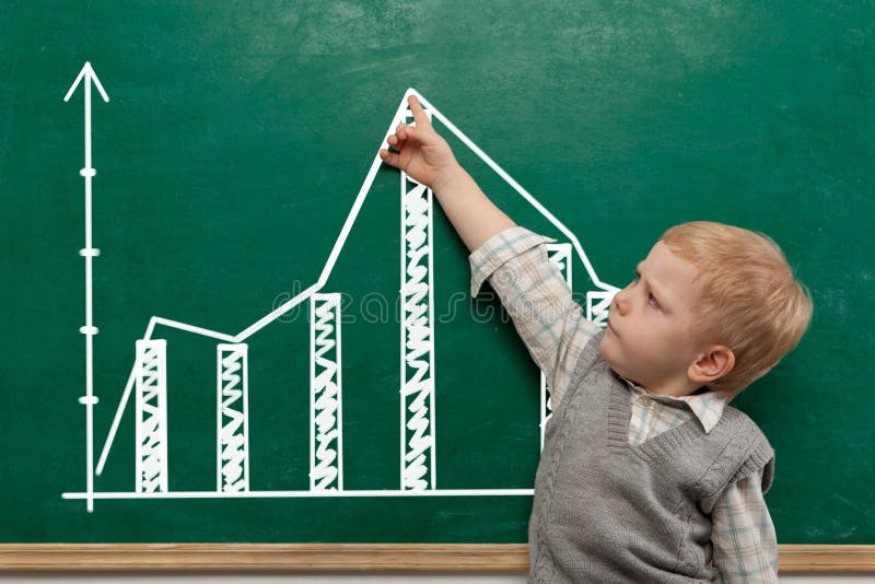 Kind an der Tafel stockbild. Bild von kindheit, ausbildung - 24086823
