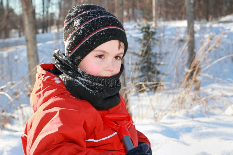 Kind im Freien stockfoto. Bild von wald, gesicht, kind - 85965976