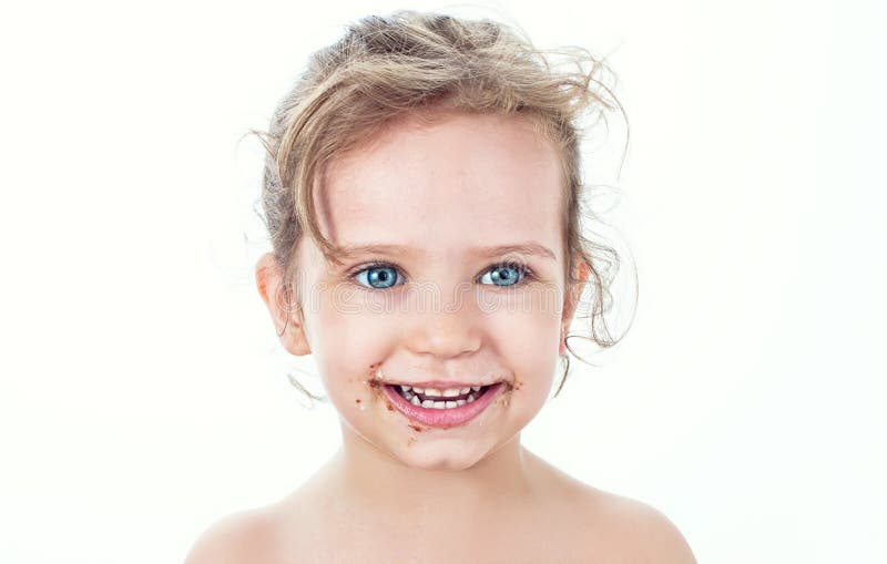 Kind vuil van chocolade stock afbeelding. Image of wijfje - 28528033