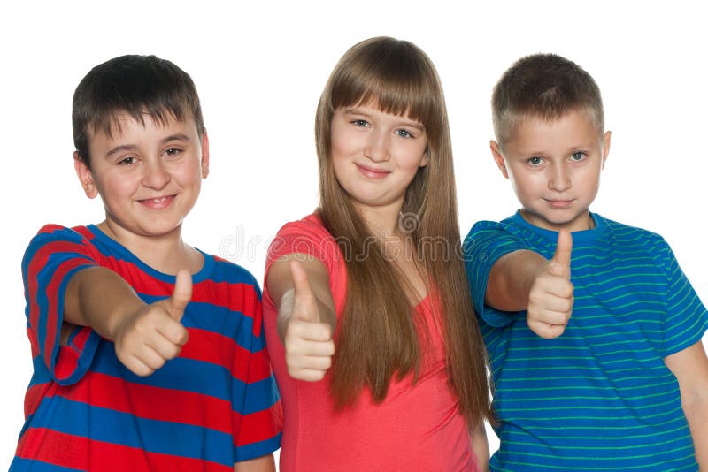 Kinder Halten Ihre Daumen Hoch Stockfoto - Bild von glück, glücklich ...